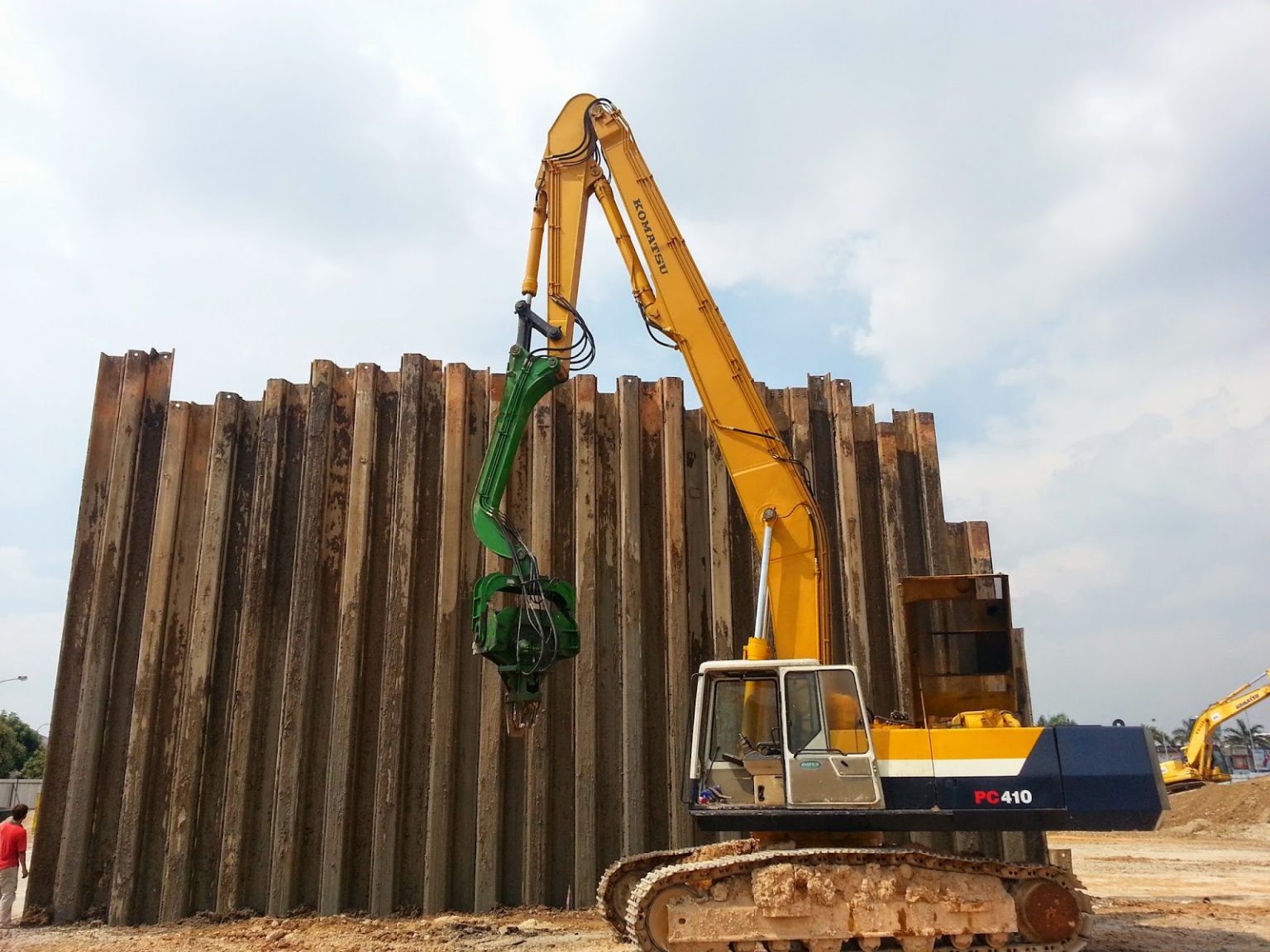 Sheet Pile Installation and Extraction - A Beginner's Guide - Learning ...